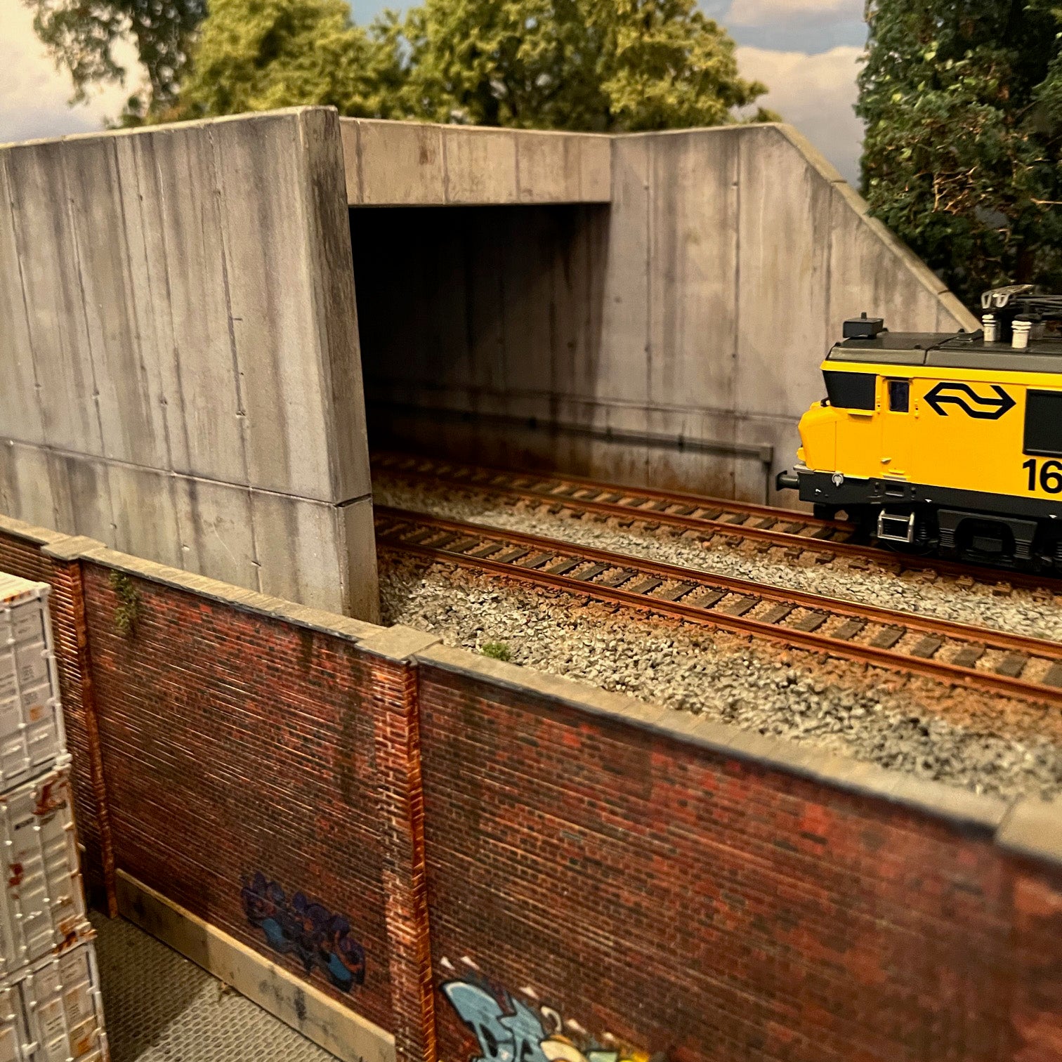 Walls for modelbuilding and scale-scenes – Modeltex